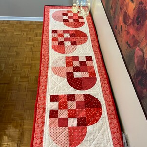 Handmade Quilted Love Heart Table Runner - Etsy