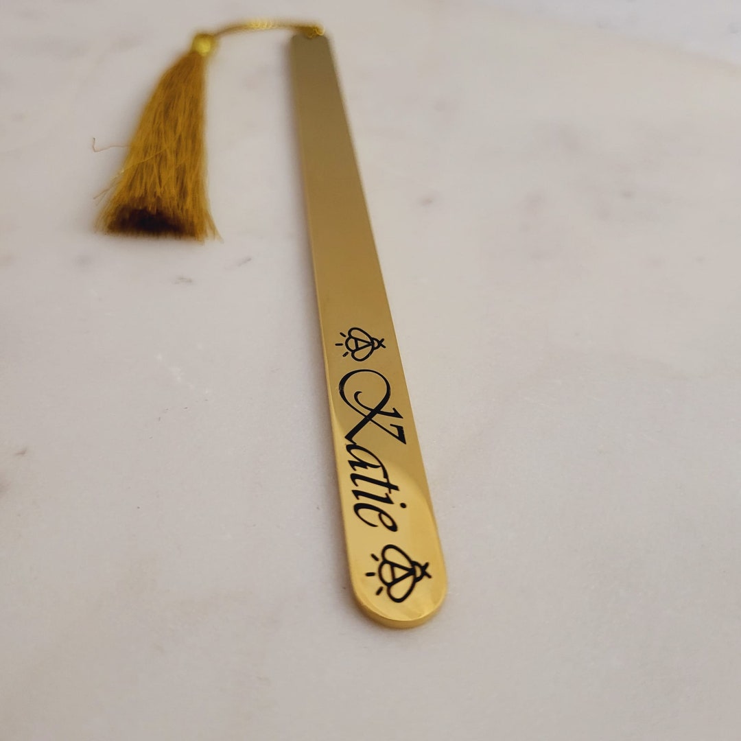 Personalised Name Bookmark. Custom METAL Engrave a Name on Metal ...