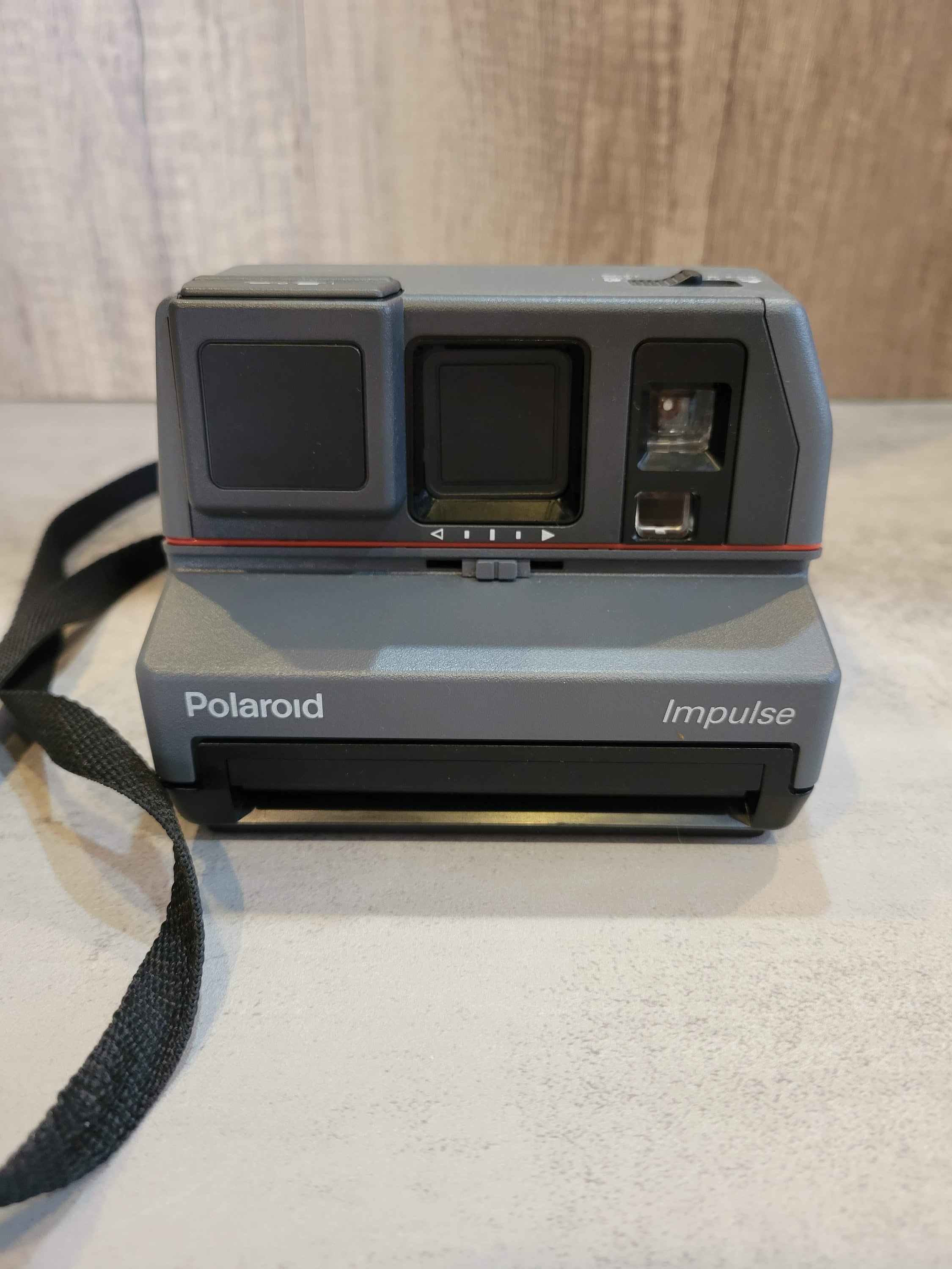 Polaroid Impulse Portrait Instant Camera 600 Plus With Built in Flash ...