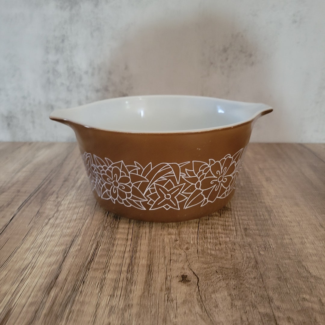 Vintage Pyrex Brown Woodland 473-B Serve & Store Round Casserole Dish ...
