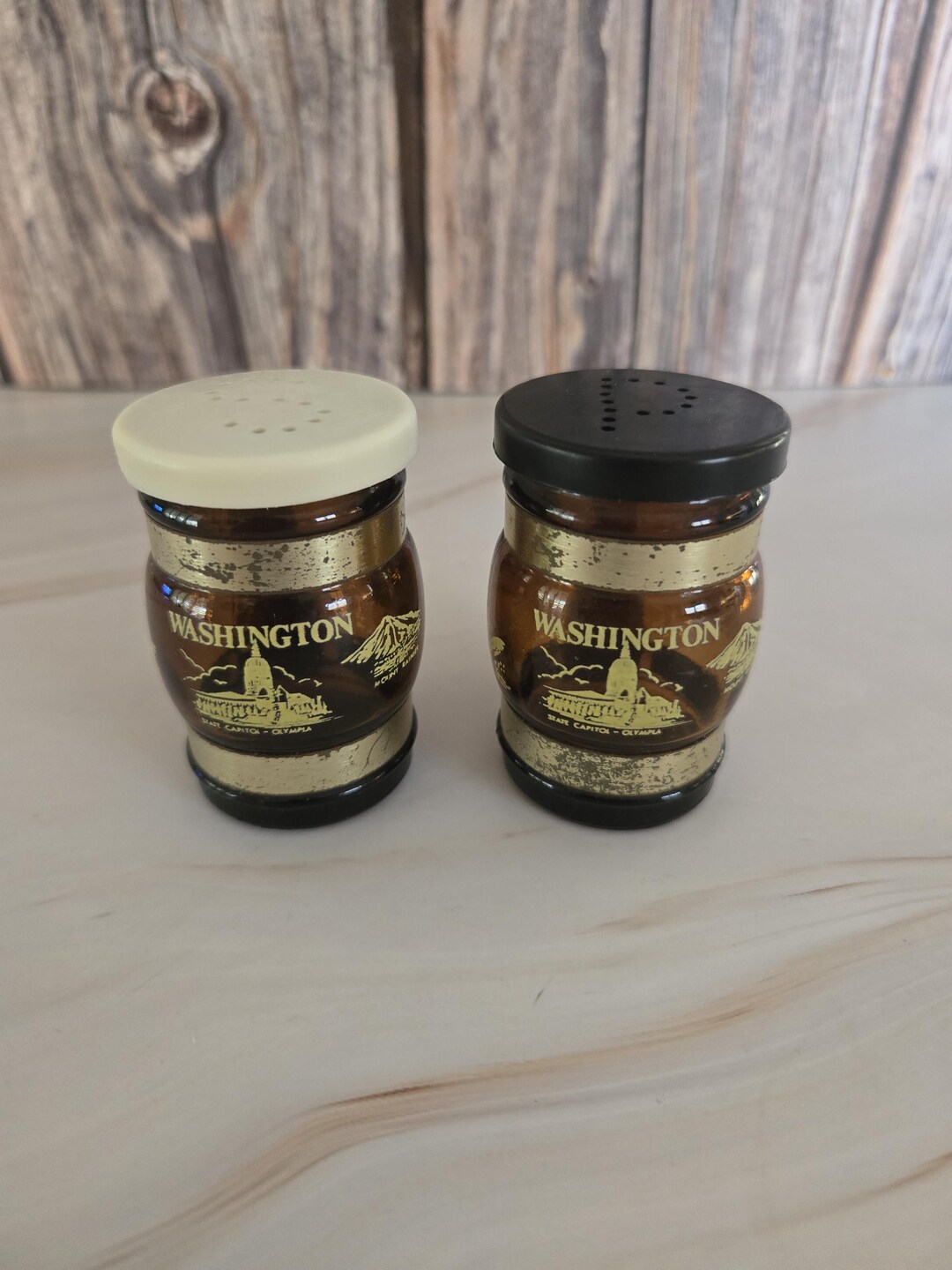 Vintage Washington State Amber Barrel Glass Salt & Pepper Shaker Set ...