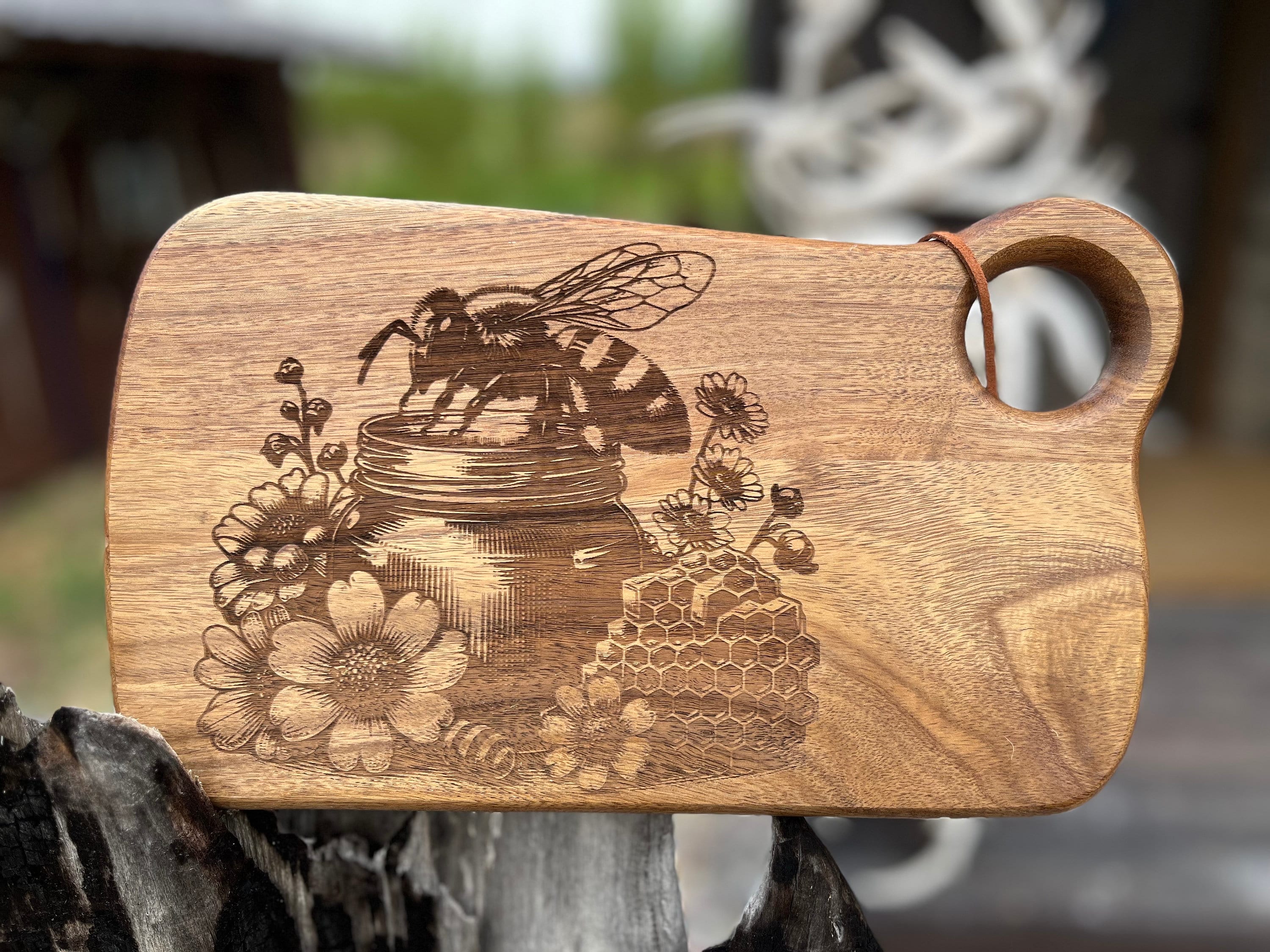 Bee Hive Cutting Board - Etsy
