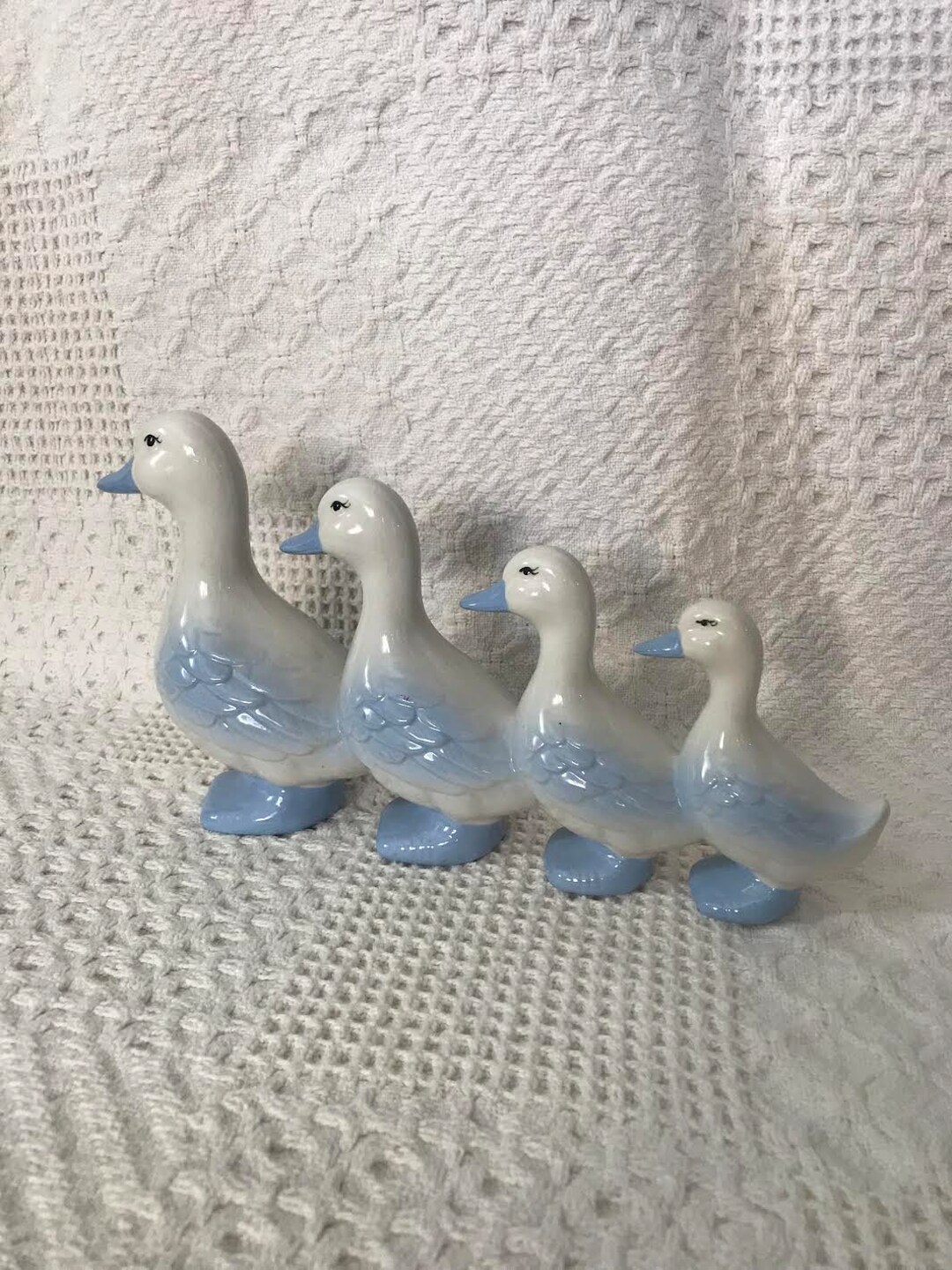 Vintage Ducks in a Row Ceramic Figurine - Etsy