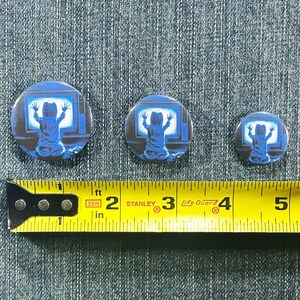 Horror Movie Halloween Pinback Buttons Lott of 12 Pins, Monster Spooky ...