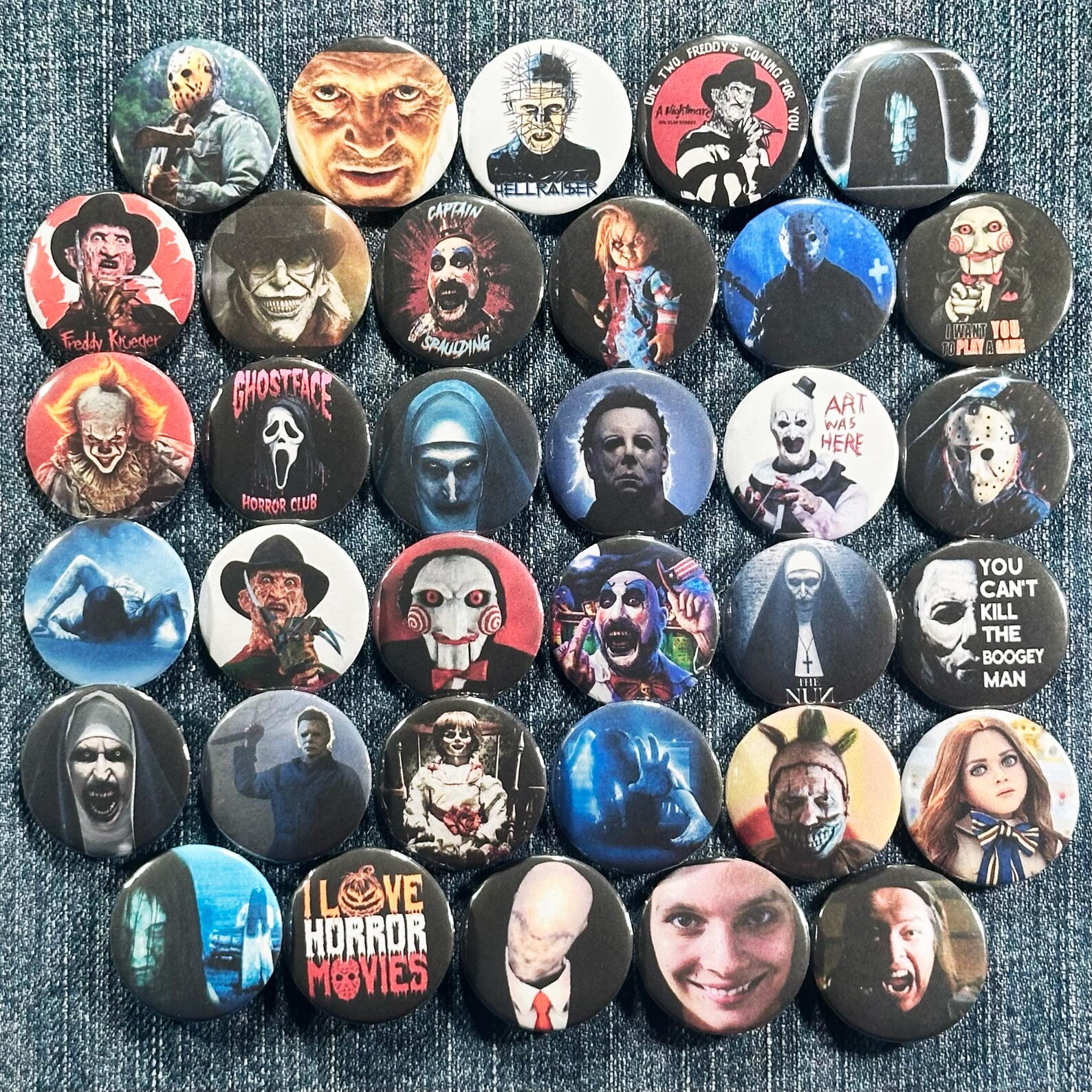 Horror Movie Character Pinback Buttons Set of 100 Pins, Halloween ...