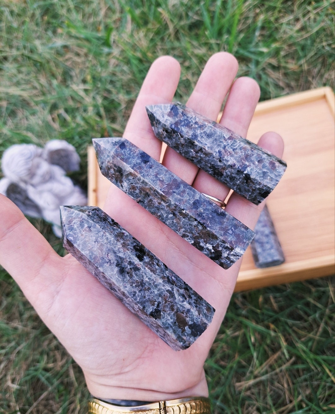 Yooperlite Polished Points UV Reactive - Etsy
