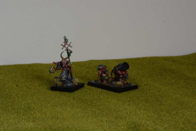 WARHAMMER Round to Square Base Age of Sigmar to Old World Conversion - Etsy