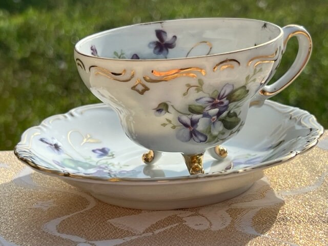 Vintage Yada China Footed Two Piece Demitasse Teacup & Saucer Set ...