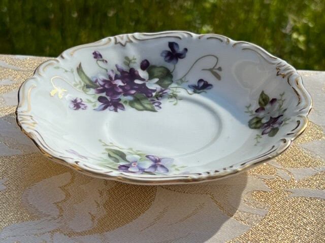 Vintage Yada China Footed Two Piece Demitasse Teacup & Saucer Set ...