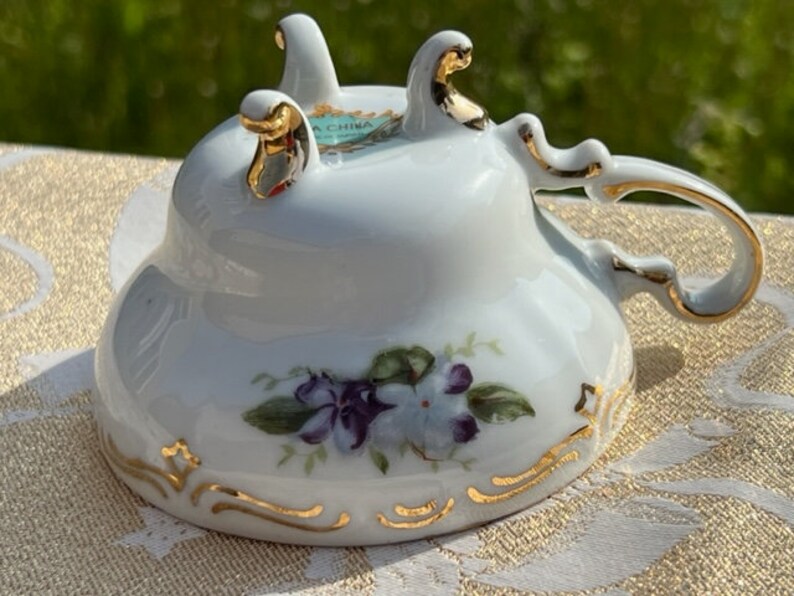 Vintage Yada China Footed Two Piece Demitasse Teacup & Saucer Set ...