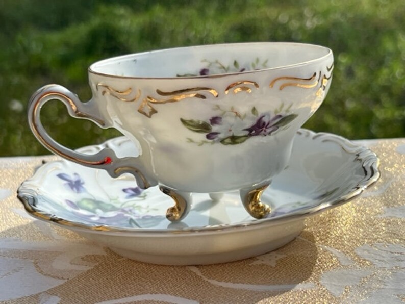 Vintage Yada China Footed Two Piece Demitasse Teacup & Saucer Set ...