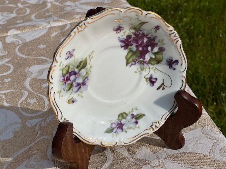 Vintage Yada China Footed Two Piece Demitasse Teacup & Saucer Set ...