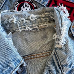 Levi's Denim Beat up Independent Intruder Biker Denim Vest With Skulls ...