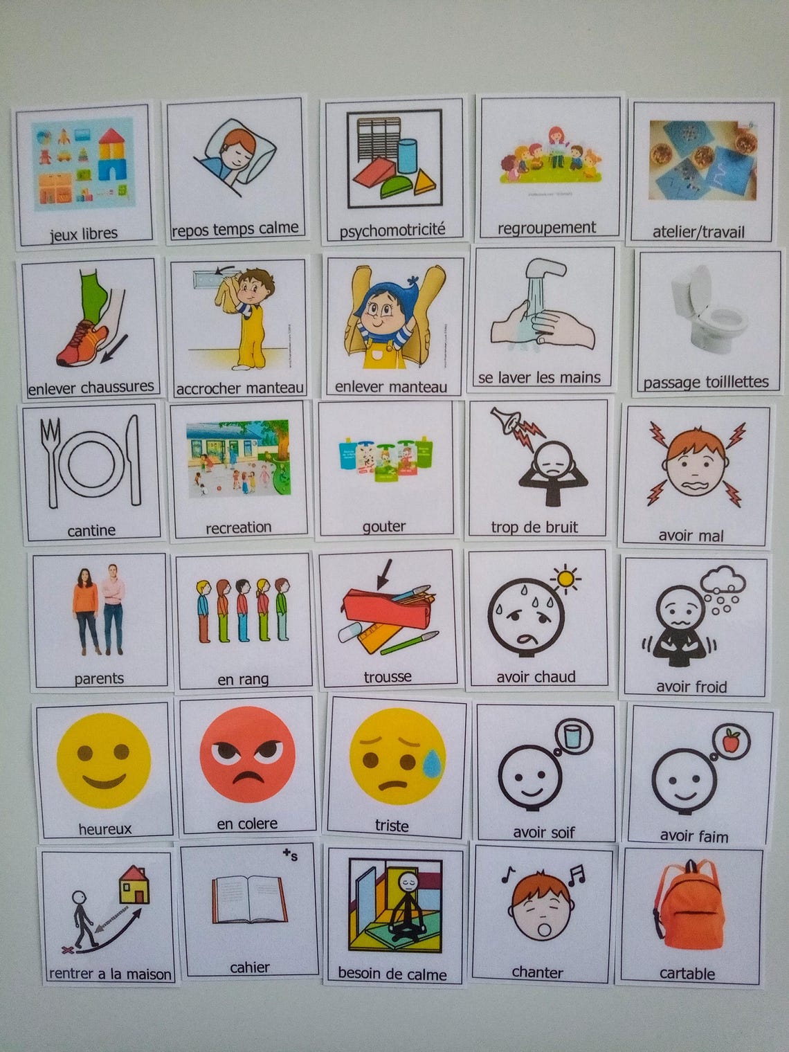 Pictogrammes pecs makaton aesh école crèche IME uema lieux ...