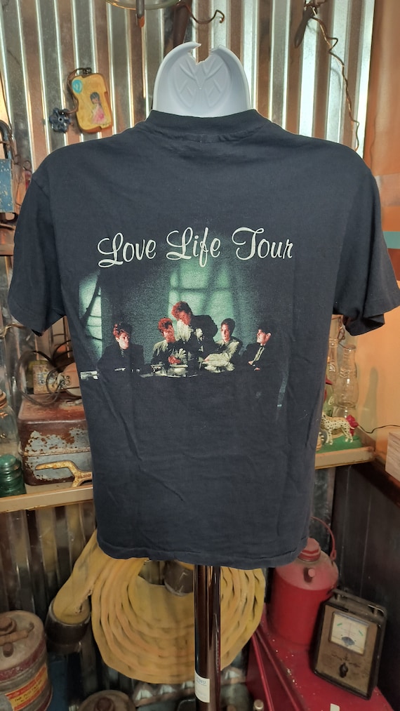 Vintage Tour T-shirt Berlin Love Life 1984- Hanes Te… - Gem