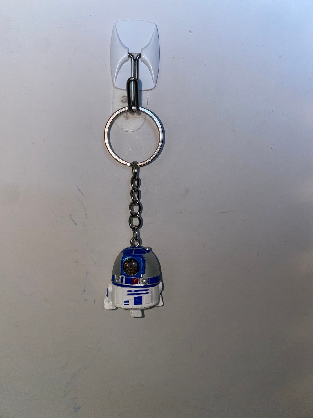 R2-D2 Keychain - Etsy