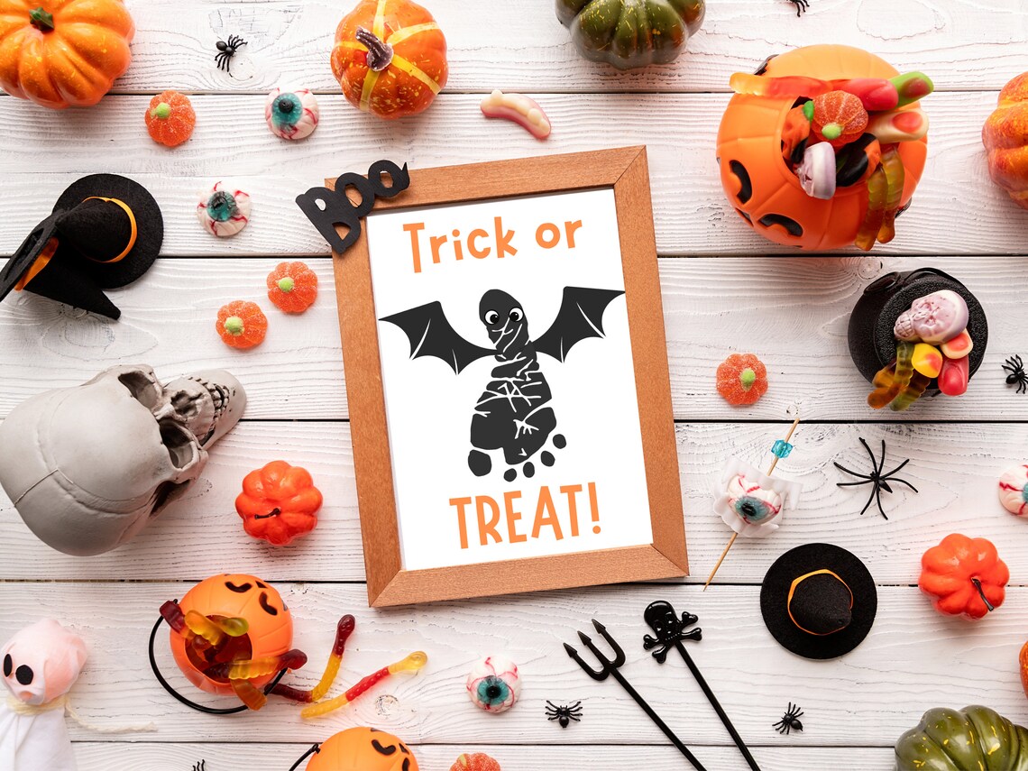 Bat Footprint Craft, Trick or Treat, Printable, Kid Craft, Daycare ...