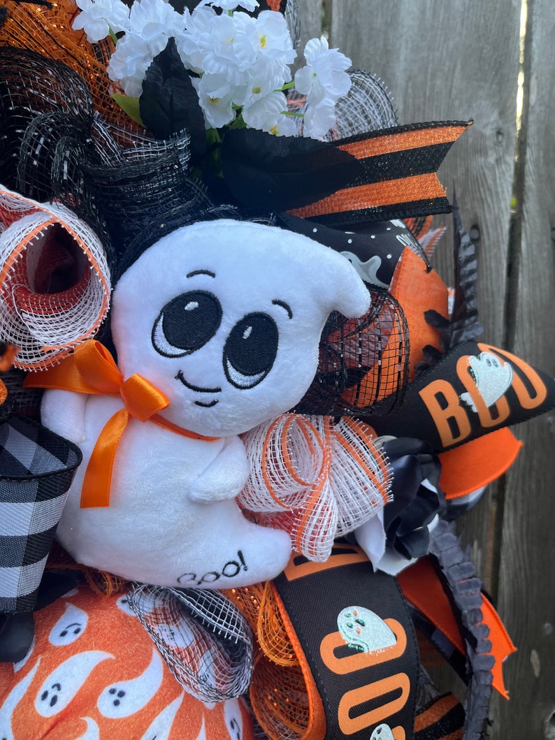 Whimsical Halloween Ghost Wreath for Front Door, Ghosts and Pumpkins ...