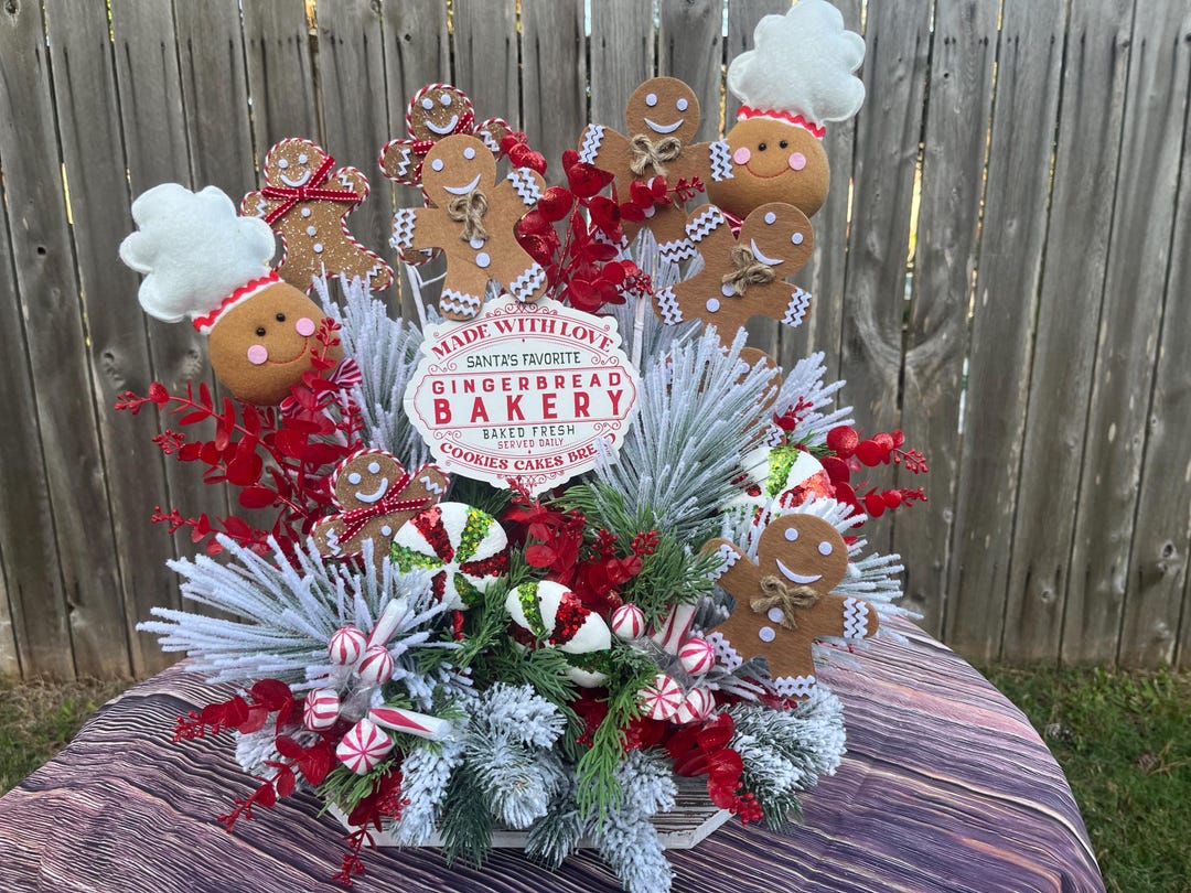 Christmas Gingerbread Table Arrangement, Festive Holiday Centerpiece ...