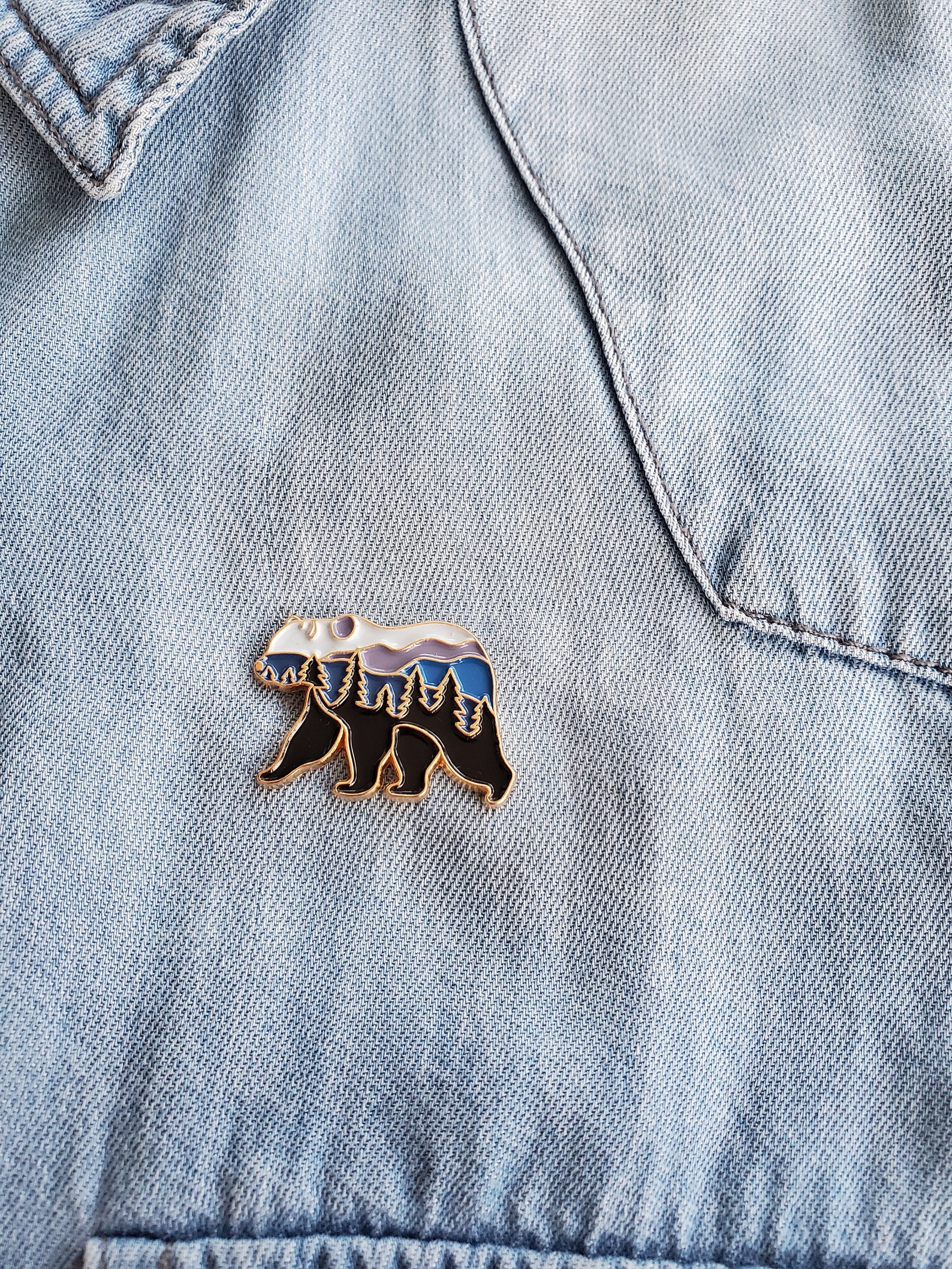 Mountain Grizzly Bear Enamel Pin Mountain Pin Gold Enamel - Etsy
