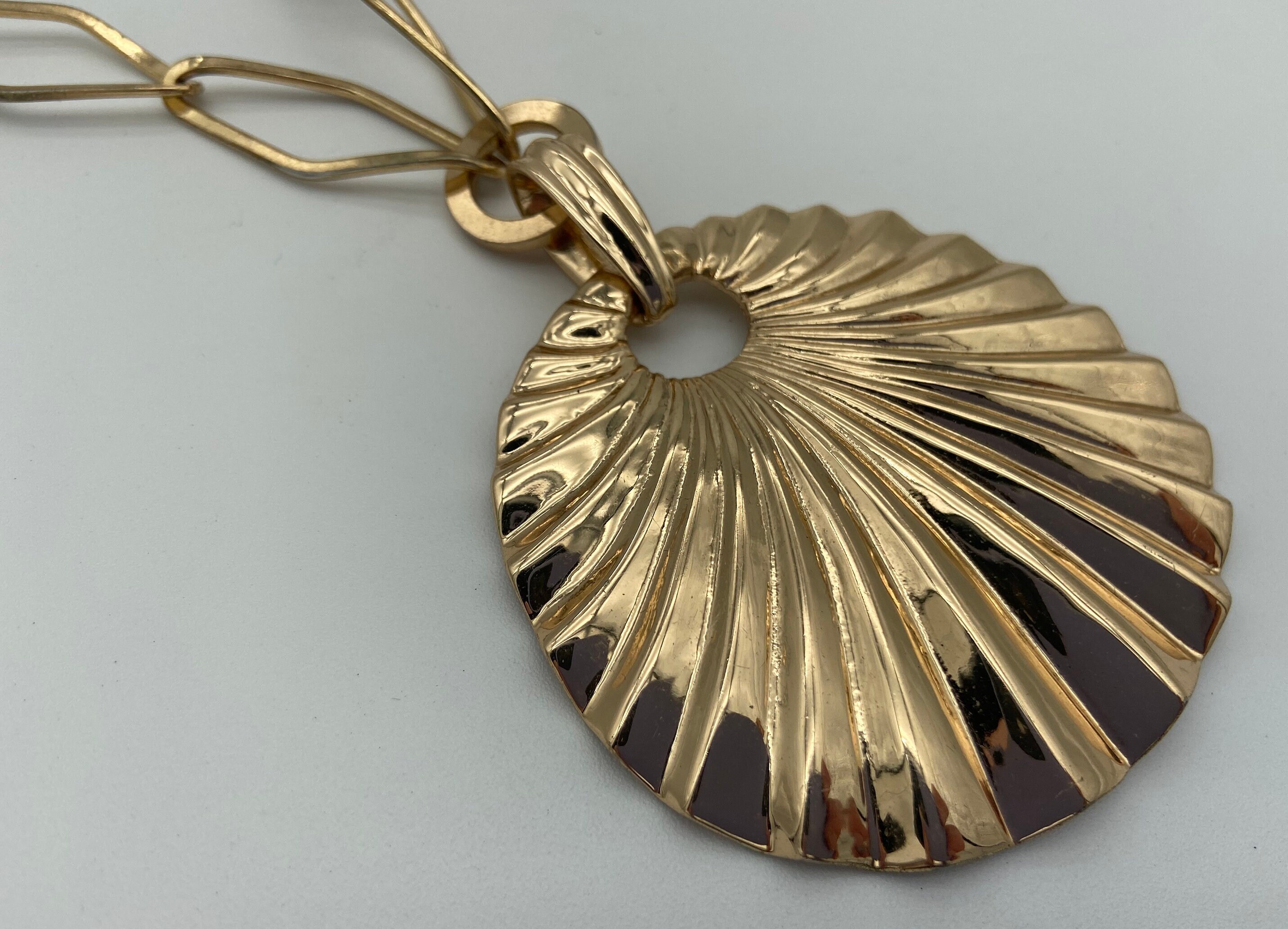 Extra Large Vintage Gold Shell Statement Necklace With Large Links ...