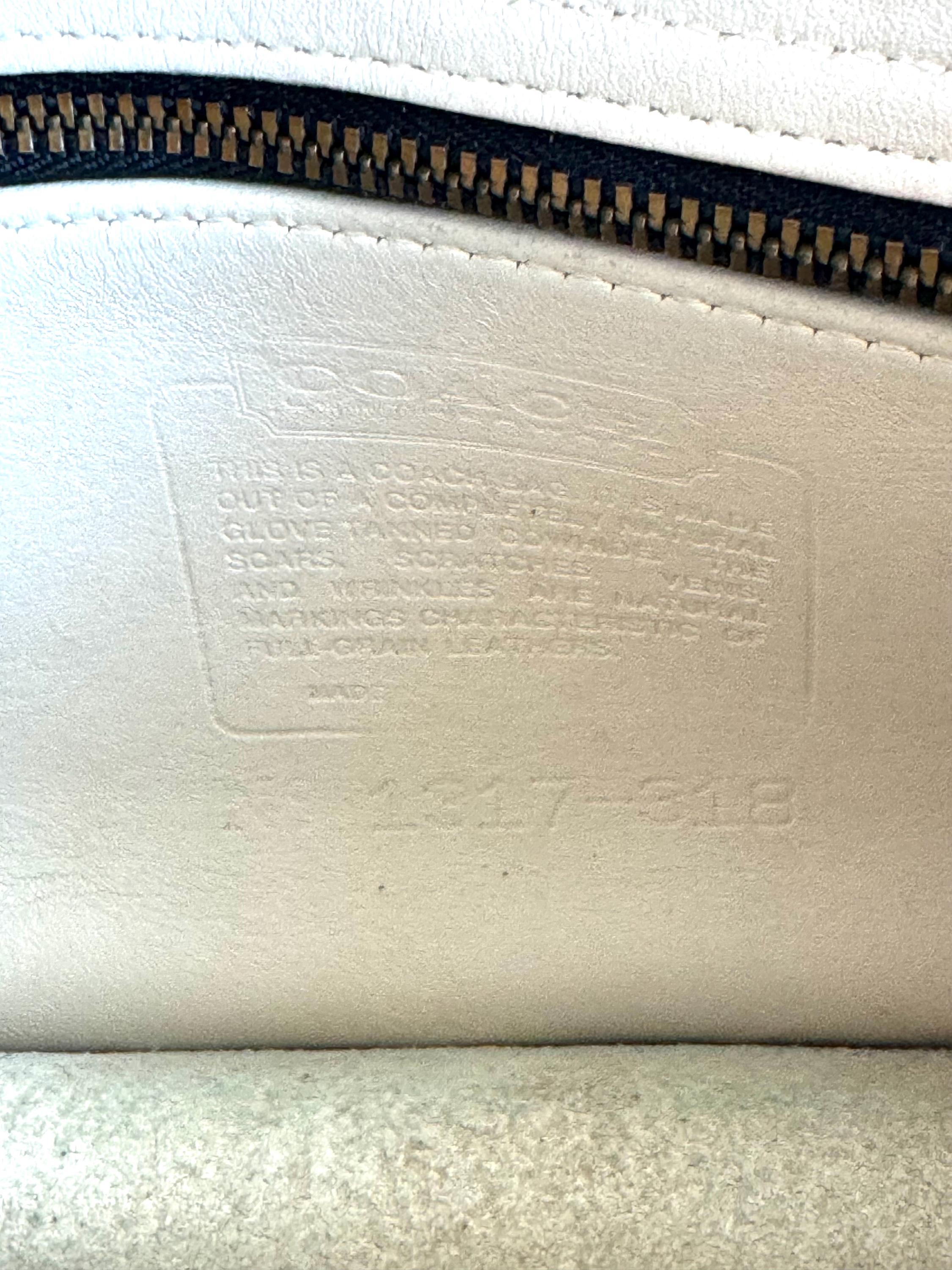 Vintage Coach Classics Kent Crossbody Bag in Bone Leather Purse Style ...