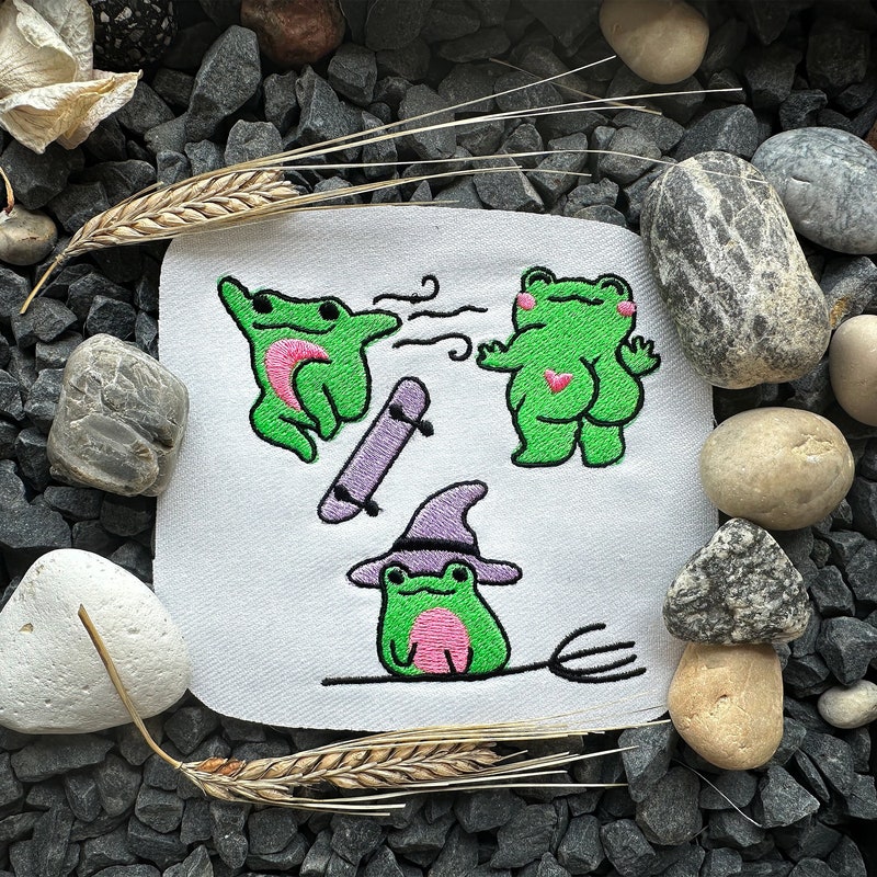 Frog Embroidery - Etsy