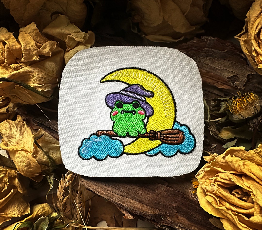 Vampire Frog Machine Embroidery Design - Etsy