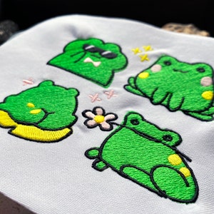 Frog Bundle, Set of Four, Frog Embroidery Design, Frog Embroidery ...