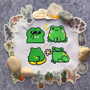 Frog Bundle, Set of Four, Frog Embroidery Design, Frog Embroidery ...