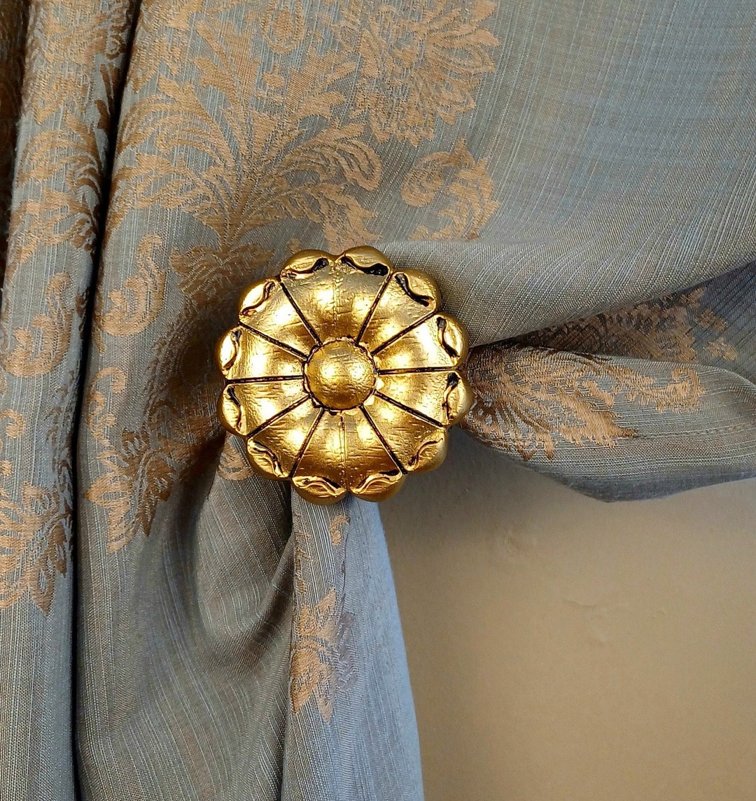 Elegant Curtain Holdback Accessory, Holdback With Hooks, Curtain ...