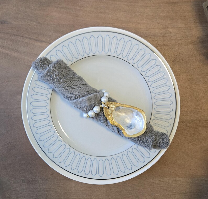 Oyster Shell Napkin Rings set of 4 - Etsy
