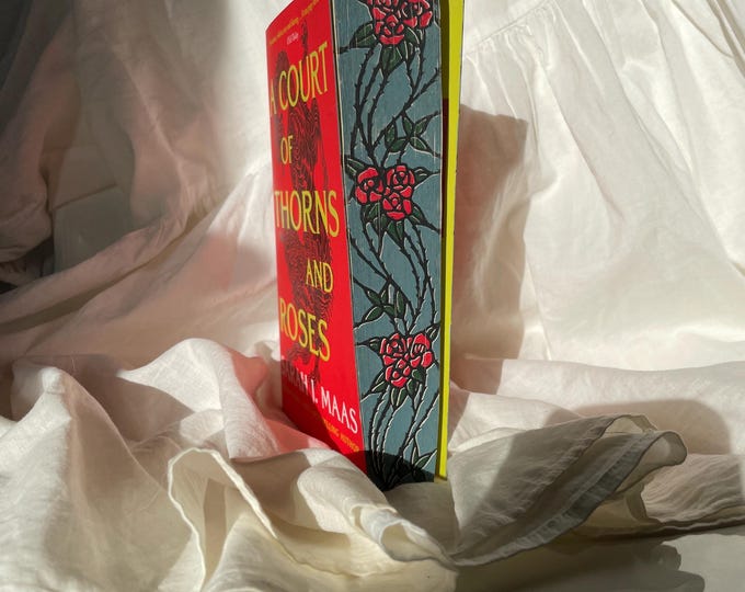 ACOTAR Sprayed Edges - A Court of Thorns and Roses Hand Painted Edges ...