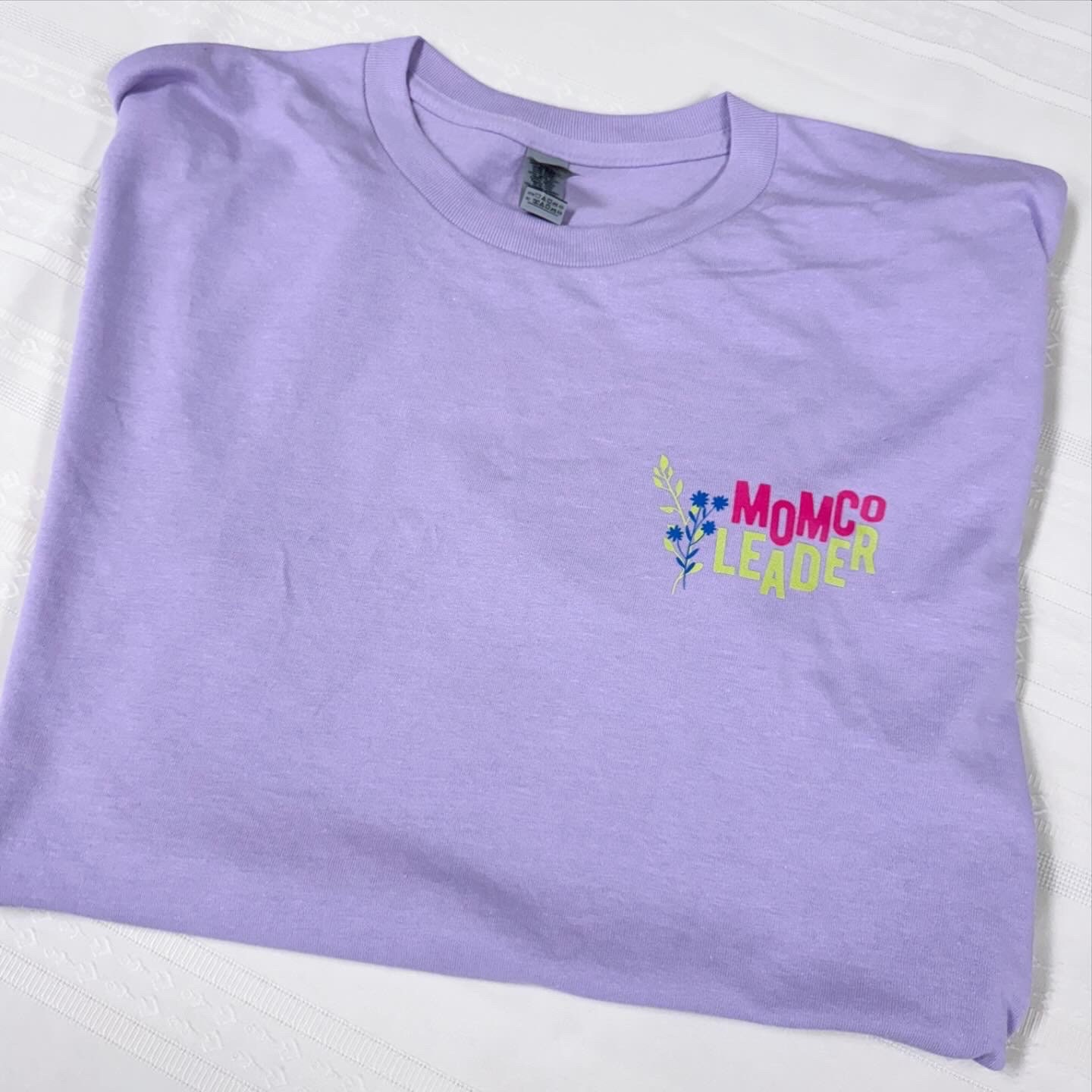 Momco Leader Orchid T-shirt - Etsy