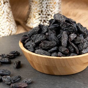 Organic Dried Grapes, Homemade Dried Grapes Without Additives ...