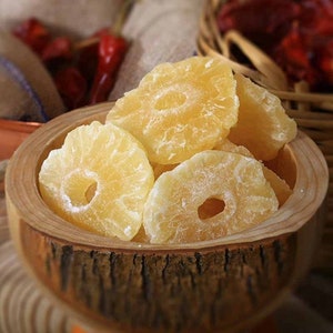 Organic Dried Pineapple, Homemade Dried Pineapple Without Additives ...