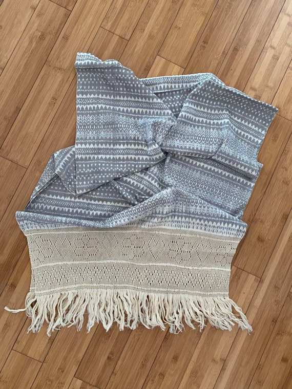 mexican rebozo accesory - Gem