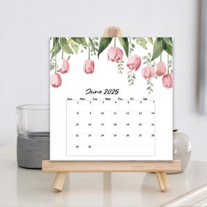 Printable Floral Desk Calendar 2025, Hanging Flowers Mini Desk Calendar ...