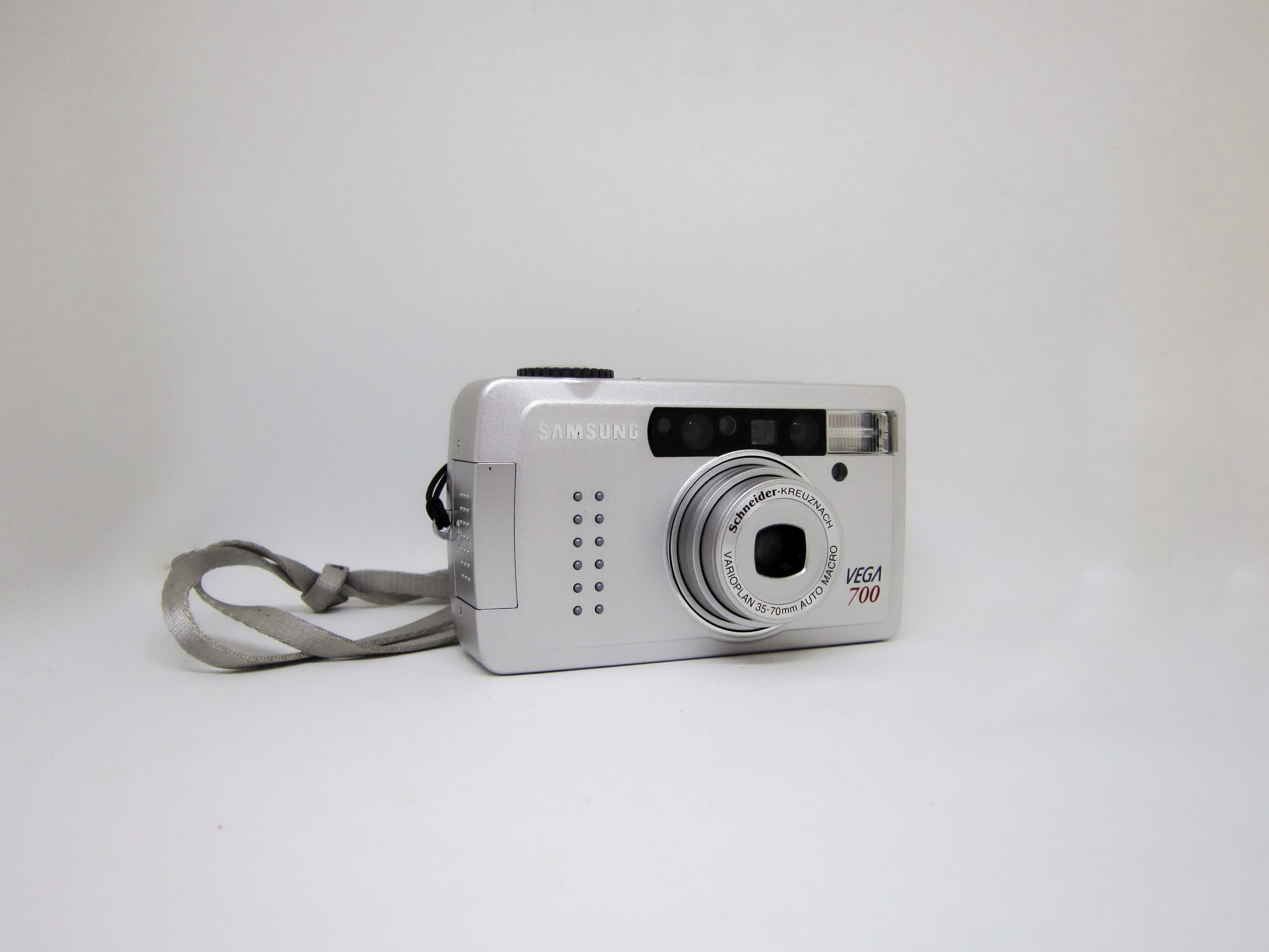 Samsung VEGA 700, Vintage RARE, 35mm Compact, Point & Shoot Analog ...