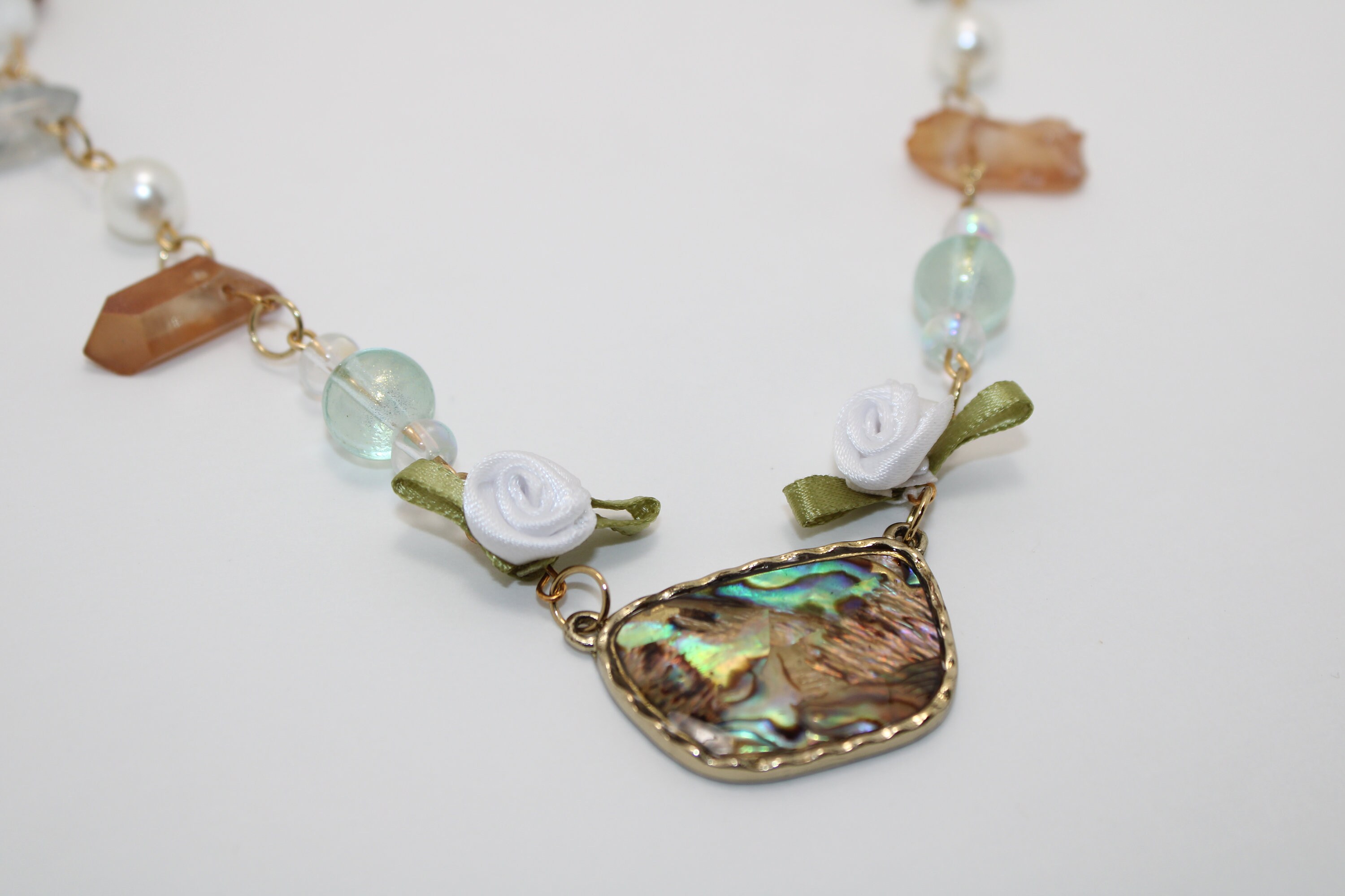 Rose Garden Fairy Handmade Beaded Gold Necklace (fairycore Jewelry ...