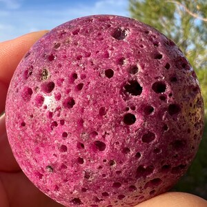 Honeycomb Ruby Sphere Ultraviolet Reactive Free Stand High Quality Ruby Bright Magenta-pink Ruby ...
