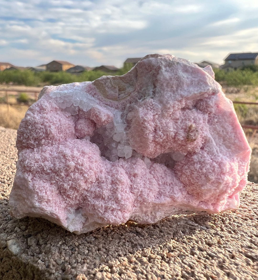 Pink Rhodocrosite Crystals and Clear Quartz | Unique Crystal | Museum ...