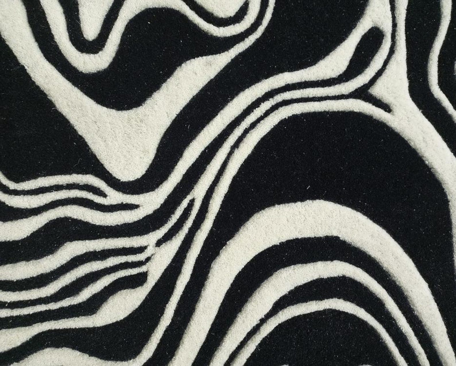 Handmade Elegant 8x10 Irregular Shape Rug ,hand-tufted Black and White ...