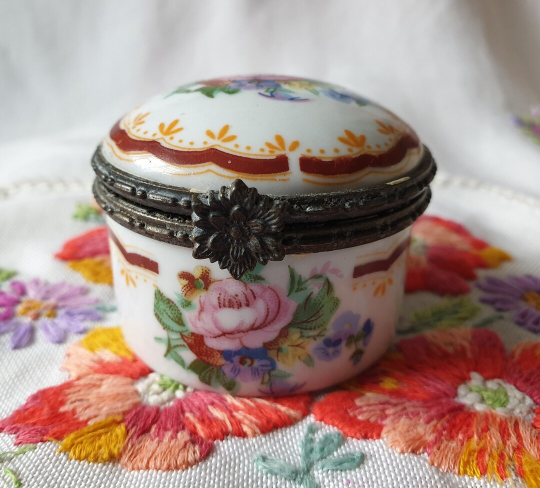 Vintage Floral Porcelain Trinket Box - Etsy