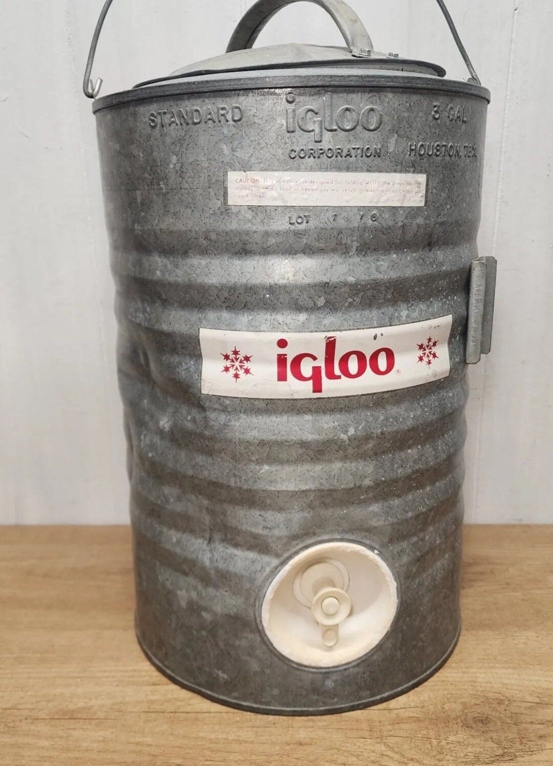 Vintage Igloo 3 Gallon Galvanized Steel Water Drink Cooler Perma Lined ...