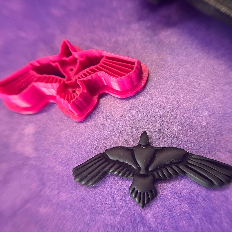 Crow Mold - Etsy