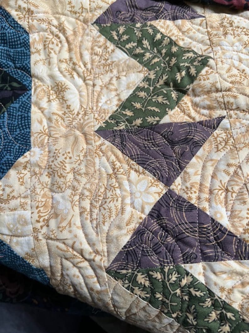 Thimbleberry Quilt / Thimbleberry Fabric and Pattern / Queen Size Quilt ...