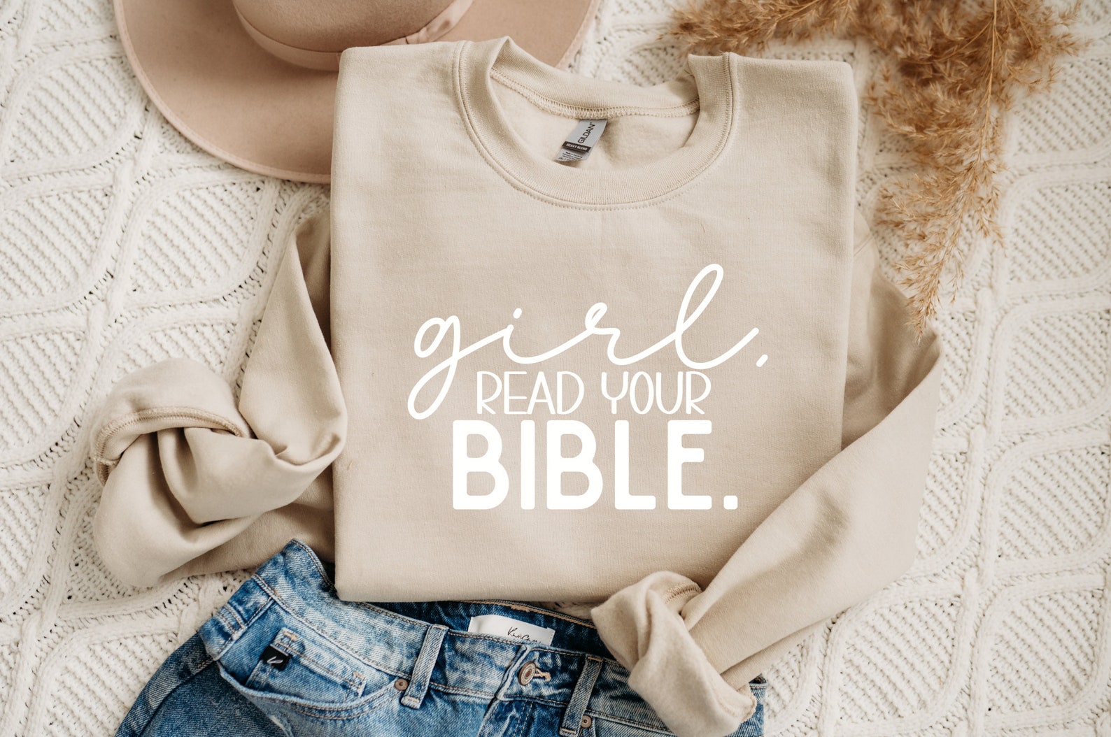 Girl Read Your Bible SVG PNG | Bible Verse Svg | Christian Png ...