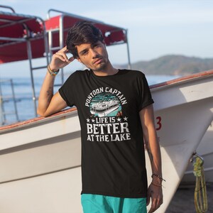 Pontoon Captain Captoon Crew Motor Boating Tritoon Boat Boater Lake ...