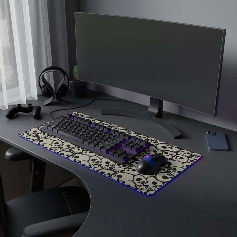 LED Cartoon Skull Desk Mat, Skull Desk Mat, Desk Accessories, Gaming ...